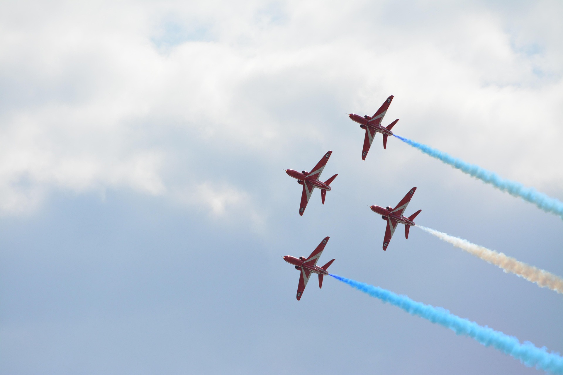 Red Arrows Tracker — Formation Routes, Displays & NOTAMs | Unofficial ...